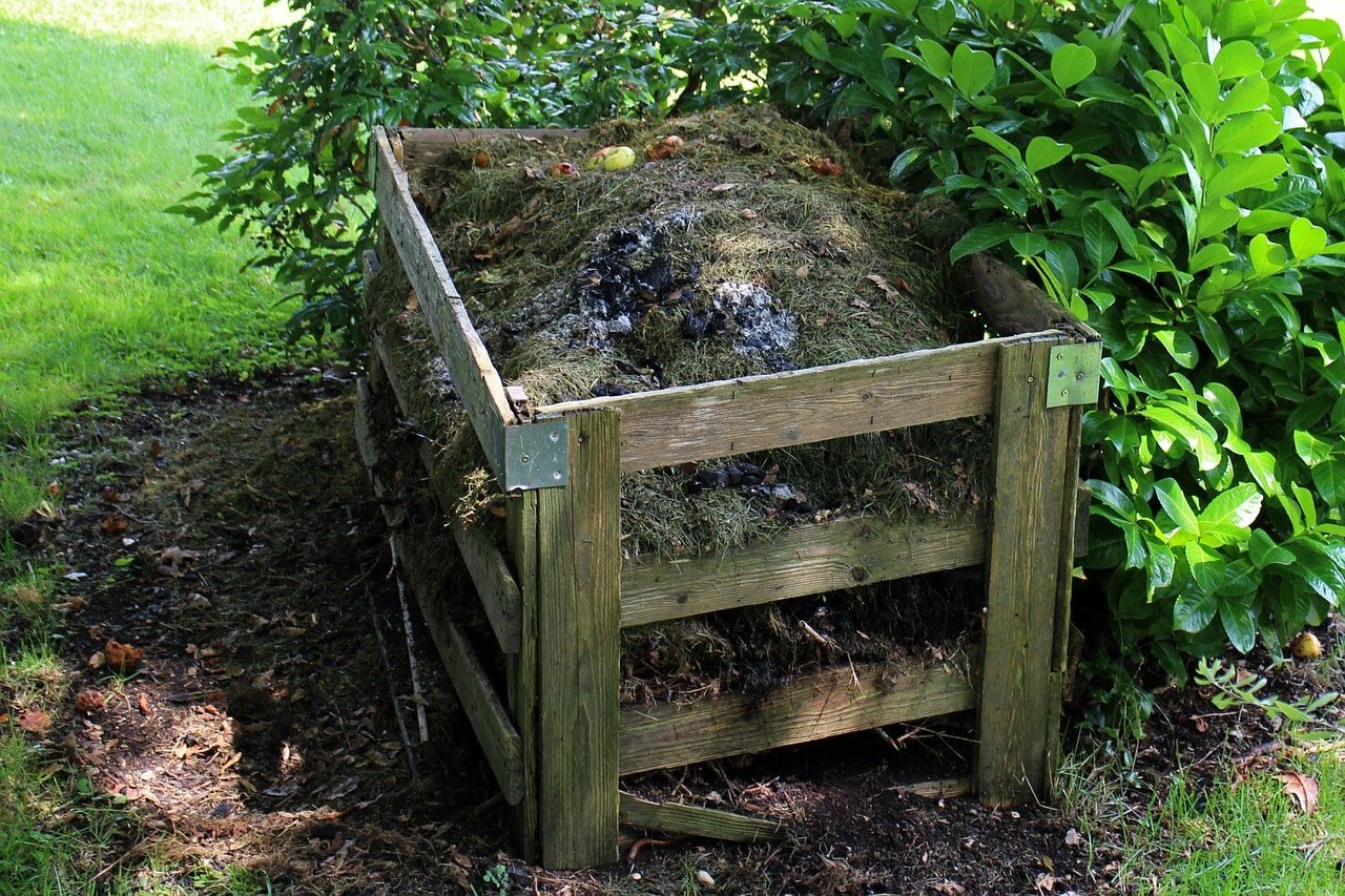 The Beginner Guide To Composting : Composting 101
